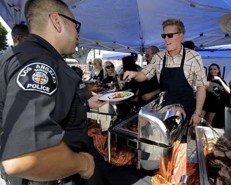 __COUNT__ imágenes de Police and firefighter appreciation barbeque in ...