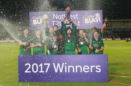 Notts Outlaws Celebrate Victory Editorial Stock Photo - Stock Image ...