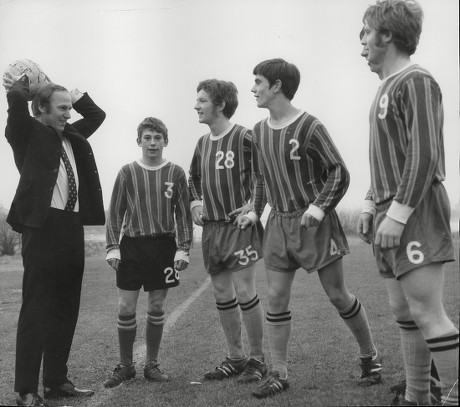 20,000 1960s football Stock Pictures, Editorial Images and Stock Photos ...