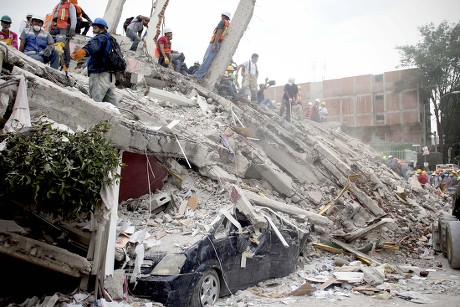 Volunteers Rescuers Work On Collapsed Building Editorial Stock Photo ...