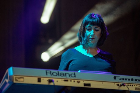 84 Gillian gilbert Stock Pictures, Editorial Images and Stock Photos ...