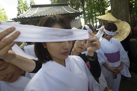 Japanese Women Blindfolded Prior Purification Ceremony Editorial Stock ...