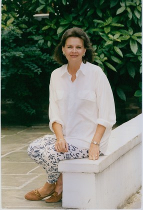 Author Fiona Bullen Box 733 112202174 Editorial Stock Photo - Stock ...