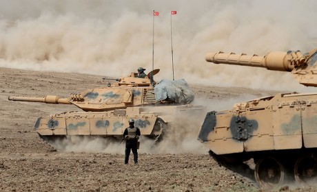 Iraqi Soldier C Watches Turkish Tanks Editorial Stock Photo - Stock ...
