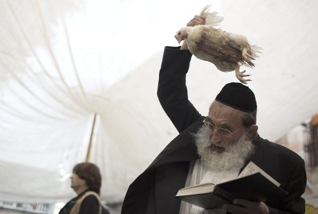 Kaparot ritual performed in Jerusalem ahead of Yom Kippur, Israel - 27 ...
