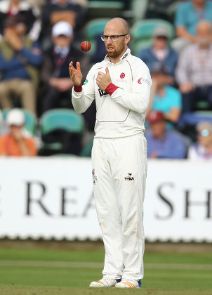 Jack Leach Somerset Cricket Bowling During Editorial Stock Photo ...