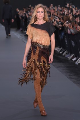 Doutzen Kroes On Catwalk Editorial Stock Photo - Stock Image | Shutterstock