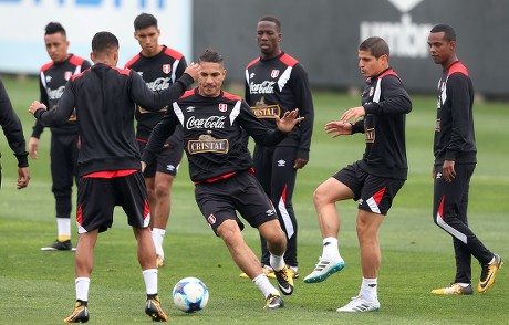 Players Peruvian Soccer Team Paolo Guerrero Editorial Stock Photo ...