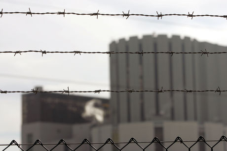 Perimeter Fence Dungeness Nuclear Power Station Editorial Stock Photo ...