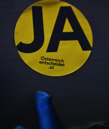 Sticker Which Says Yes Captured Prior Editorial Stock Photo - Stock ...
