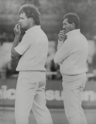 obituary - english cricketer graham cowdrey dies Stock Photos ...