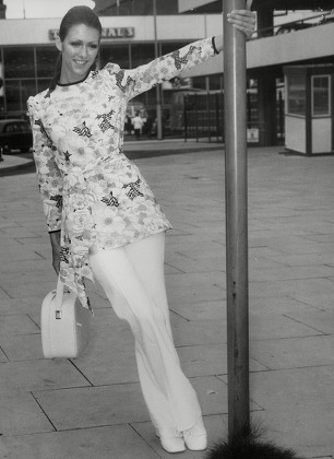 250 1960s craze Stock Pictures, Editorial Images and Stock Photos ...