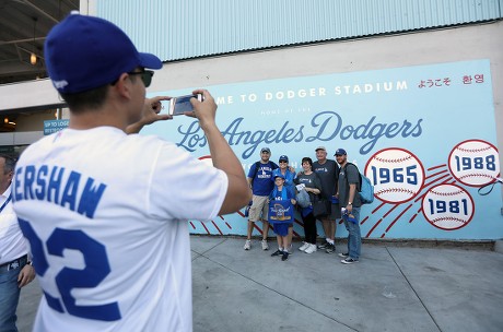Los Angeles Dodgers Fans Pose Photos Editorial Stock Photo - Stock ...