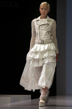 Model Presents Creation Designer Ishara Jayathilake Editorial Stock ...