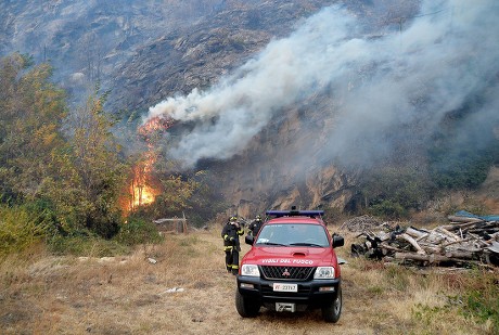 Fire Fighter Work Against Fires Spreaded Editorial Stock Photo - Stock ...