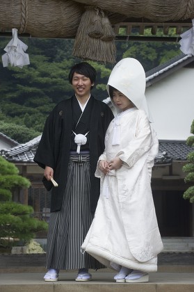 Japanese Bride R Bridegroom Traditional Shinto Editorial Stock Photo ...