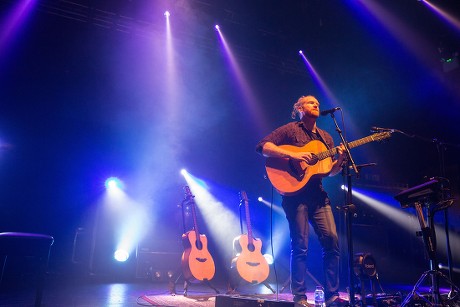 Newton Faulkner in concert, O2 Academy, Newcastle - 02 Nov 2017 Stock ...
