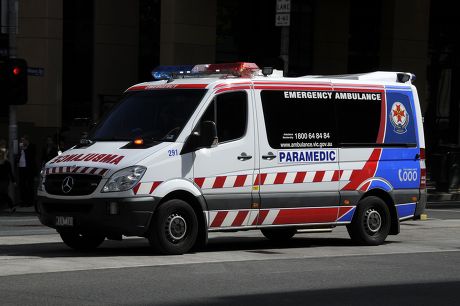 Ambulance On Emergency Call Melbourne Australia Editorial Stock Photo ...