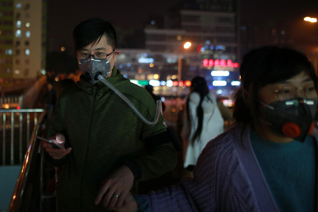 Chinese People Wear Masks During Air Editorial Stock Photo - Stock ...