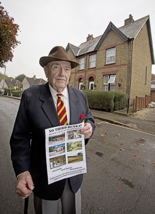 Roy Barwick Outside His House Harmondsworth Editorial Stock Photo ...
