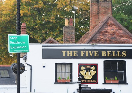 Five Bells Pub General Views Village Editorial Stock Photo - Stock ...