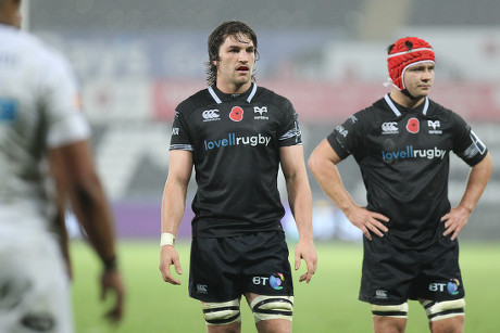 Joe Tomalinreeves Ospreys During Anglo Welsh Editorial Stock Photo ...