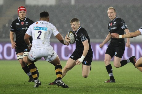 Joe Tomalinreeves Ospreys During Anglo Welsh Editorial Stock Photo ...