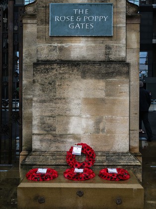 Wreaths Laid Front Rose Poppy Gates Editorial Stock Photo - Stock Image ...