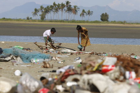 Rohingya Refugee Children Makeshift Camp Beach Editorial Stock Photo ...