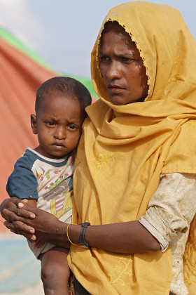 Rohingya Refugee Holds Her Son Makeshift Editorial Stock Photo - Stock ...