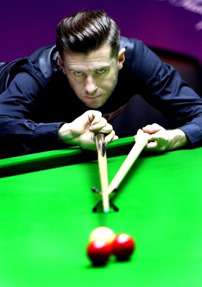 Englands Mark Selby Competes Editorial Stock Photo - Stock Image ...