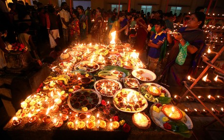 Indian Hindu Devotees Light Earthen Lamps Editorial Stock Photo - Stock ...
