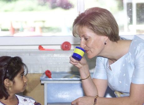Sophie Countess Wessex Enjoys Childrens Tea Editorial Stock Photo ...