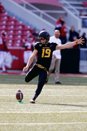 Tucker Mccann 19 Missouri Kicker Kicks Editorial Stock Photo - Stock ...