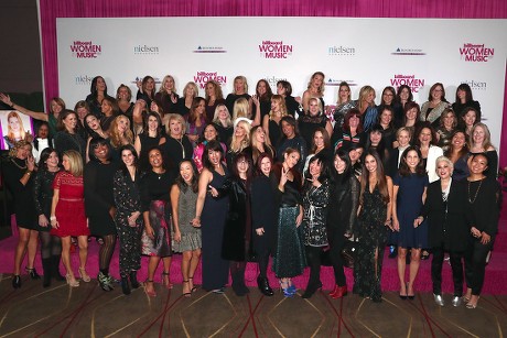 Nicole Nolletti Elizabeth Collins Lou Taylor - Foto de stock de ...