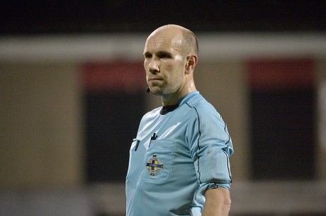 Crusaders Vs Glentoran Referee Steven Gregg Editorial Stock Photo ...