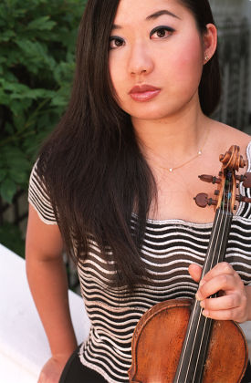 Violinist Sarah Chang Violinist Sarah Chang Editorial Stock Photo ...