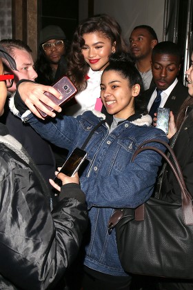 Zendaya Poses Fans Editorial Stock Photo - Stock Image | Shutterstock