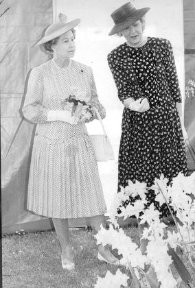 Queen Elizabeth Ii Shown Prize Orchids Editorial Stock Photo - Stock ...