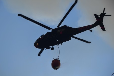 Military Helicopter Participaties Firefighting Efforts Ventura ...