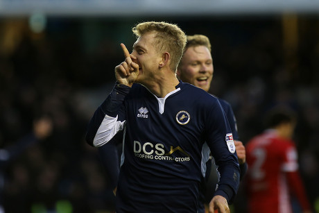 George Saville Celebrates Scoring Millwalls Second Editorial Stock ...