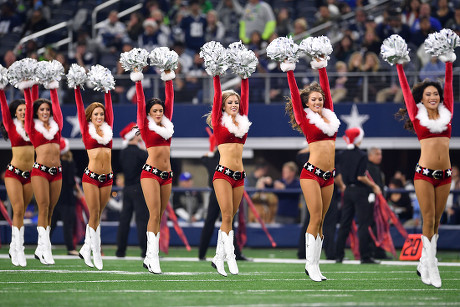 Dallas Cowboys Cheerleaders Perform During Halftime Editorial Stock ...