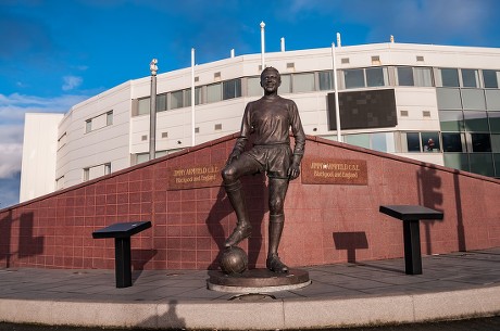 Statue Jimmy Armfield During Efl Sky Editorial Stock Photo - Stock ...