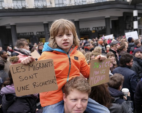 Boy Holds Placards Saying Migrants Enrichment Editorial Stock Photo ...