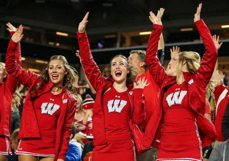Wisconsin Badgers Cheerleaders Celebrate During Capital Editorial Stock ...