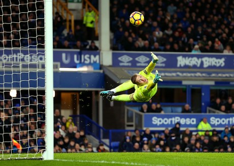 Jordan Pickford Everton Dives Watches Juan Editorial Stock Photo ...