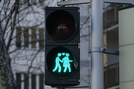 Traffic Lights Couples Love Vienna Austria Editorial Stock Photo ...