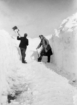 Shepherd Adam Rutherford His Wife Irene Editorial Stock Photo - Stock ...