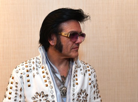 Elvis Presley Tribute Artist Johnny Elvis Editorial Stock Photo - Stock ...