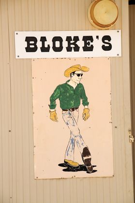 Blokes Toilet Sign Curtin Springs Northern Editorial Stock Photo ...